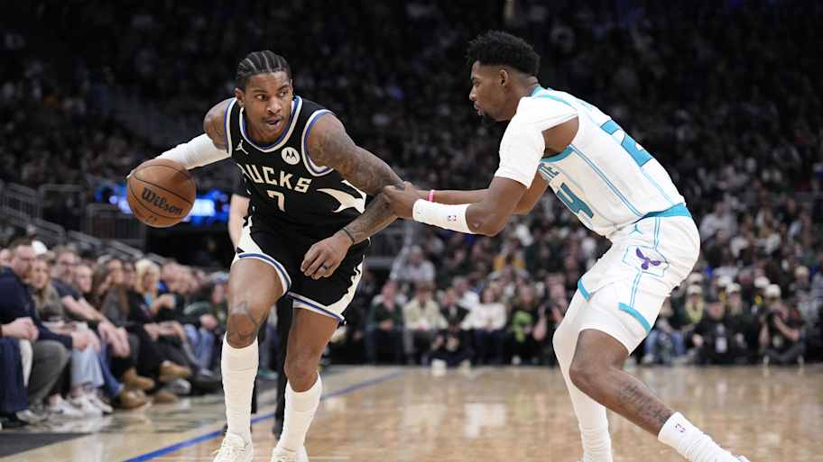 Milwaukee Bucks should cash in on young point guard’s breakout season