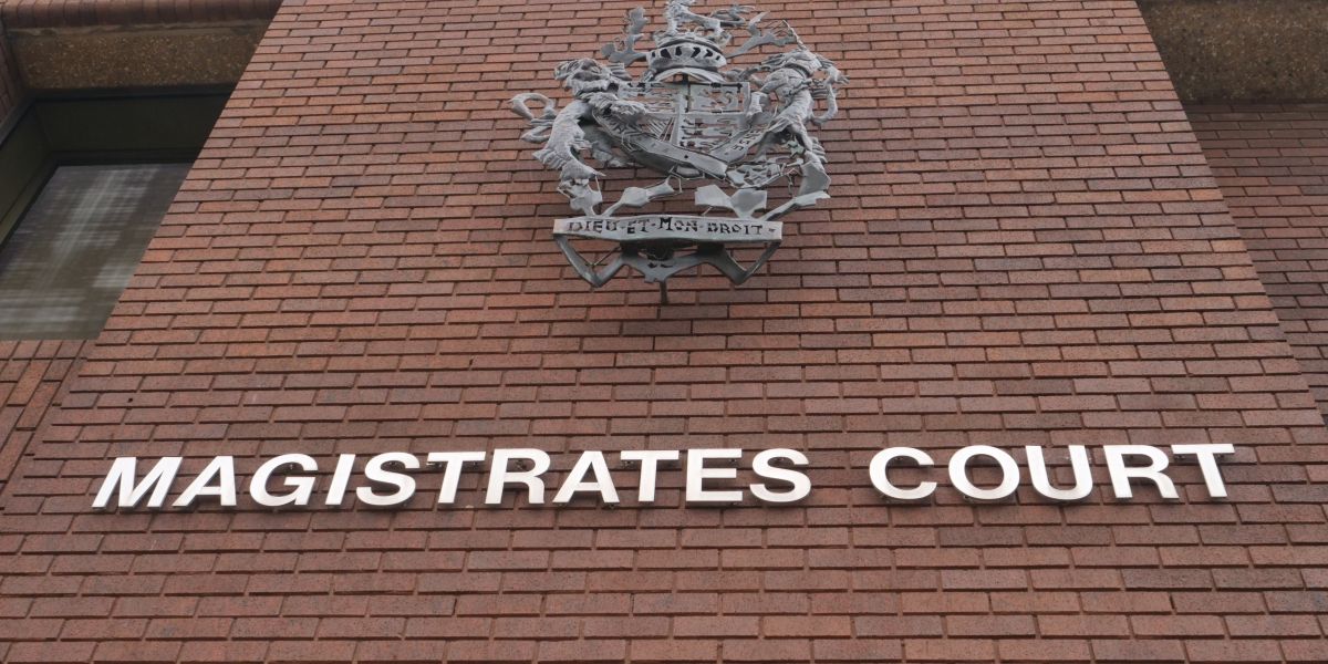 Treinador do Chelsea condenado por tribunal