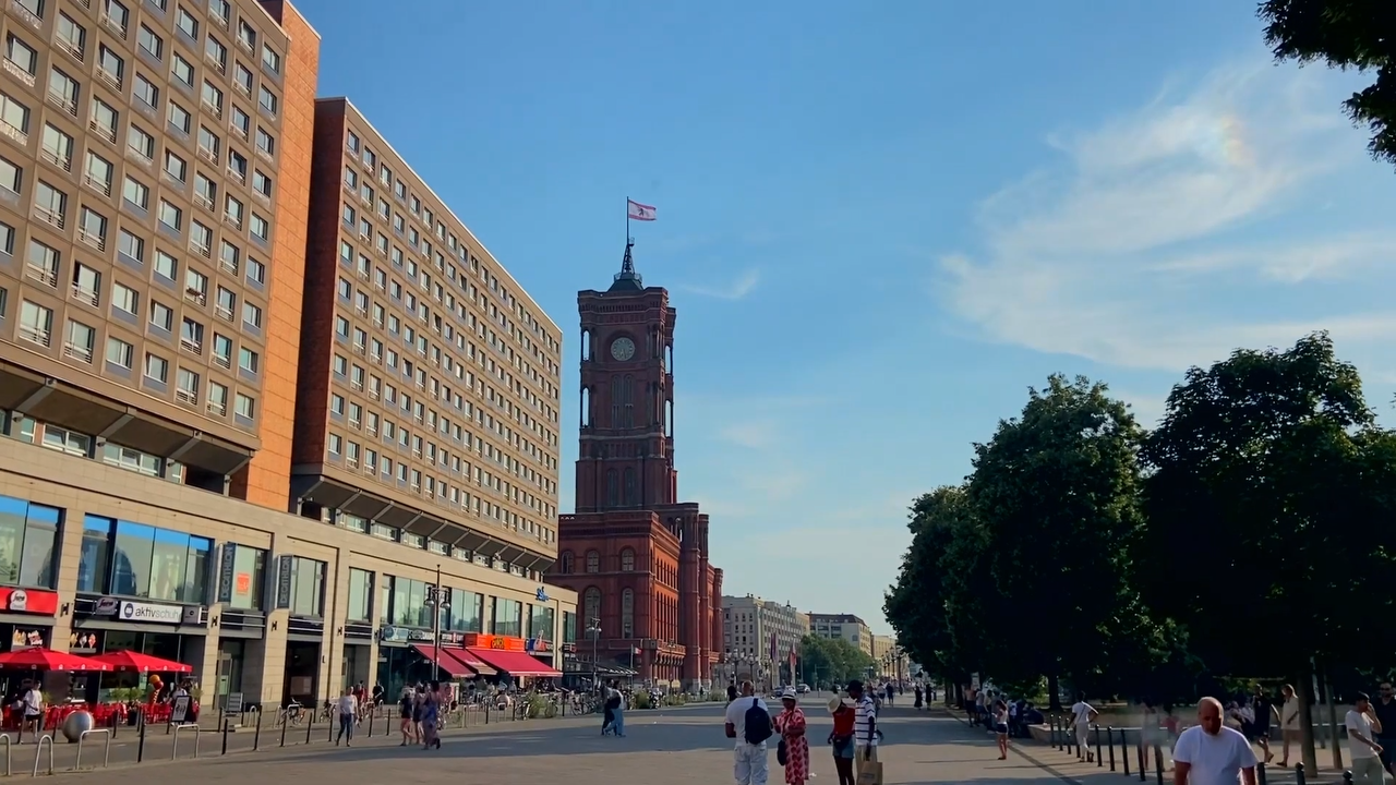 First time in Berlin: Discovering the city together