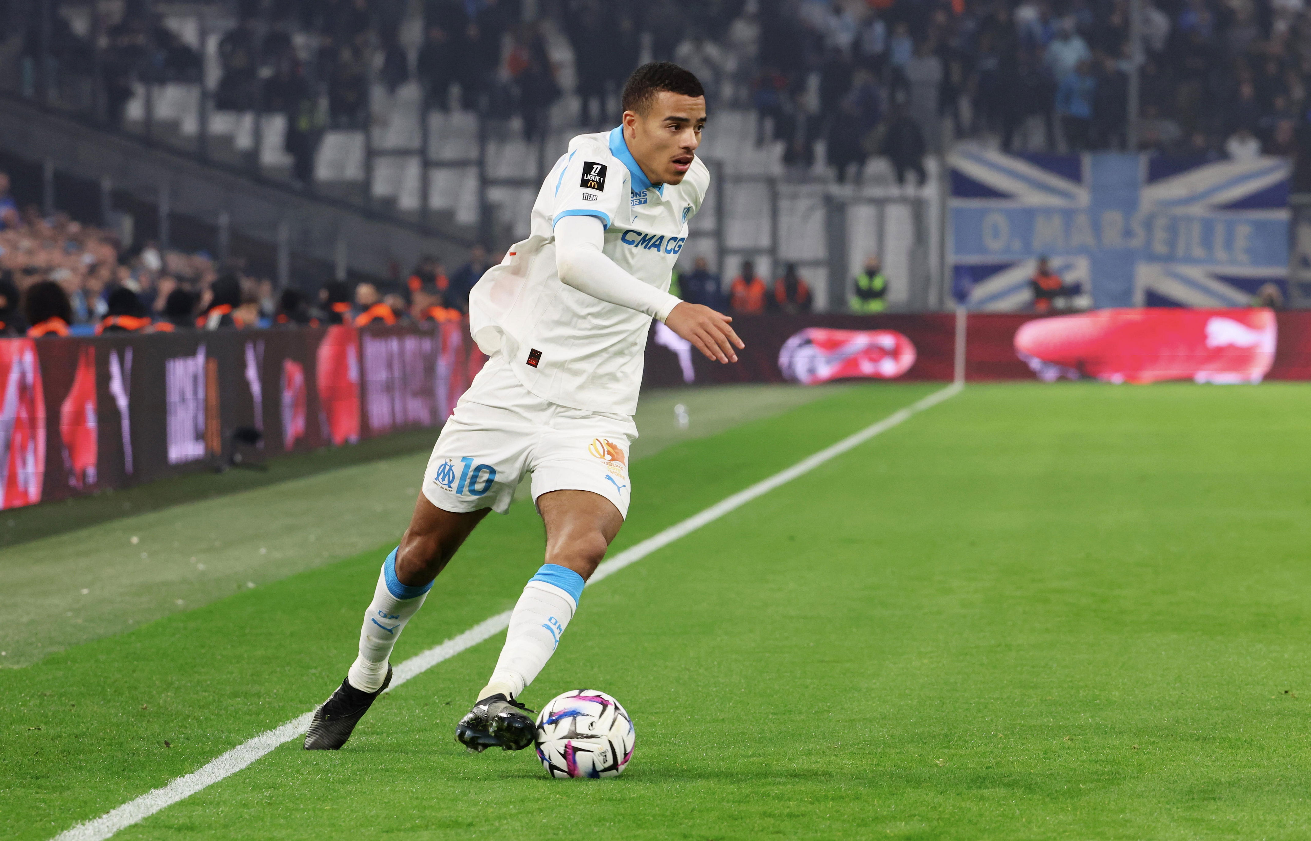 Mason Greenwood linked with Premier League return under Roberto De ...