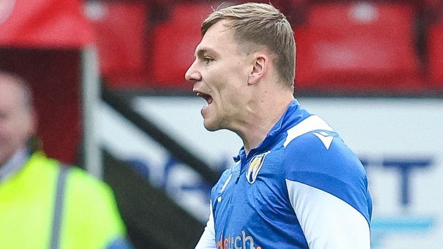 Colchester's Anderson likely to face knee surgery