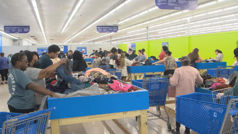 Goodwill Outlet opens in Gulfport with pay-by-pound shopping