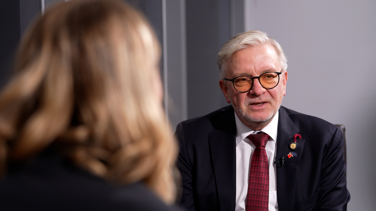 Interview: European Parliament member on China's threats to Taiwan