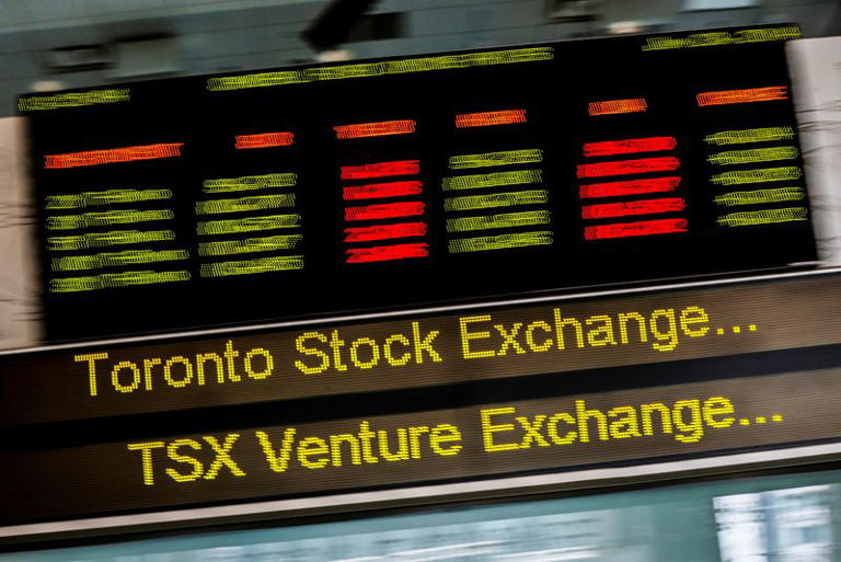 TSX posts biggest weekly gain since November as economy adds jobs