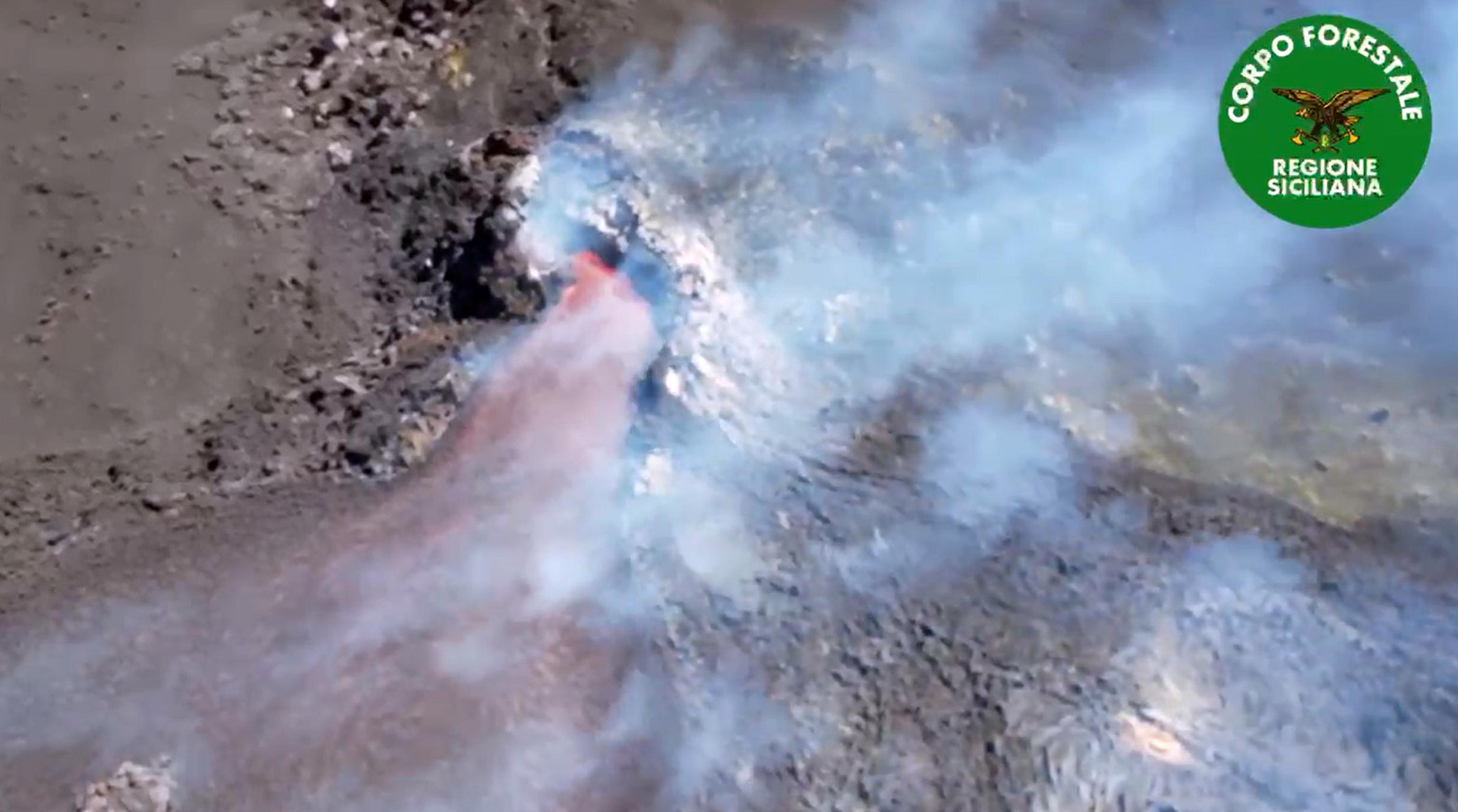 Ingv, modesta attività effusiva da bocche eruttive dell'Etna