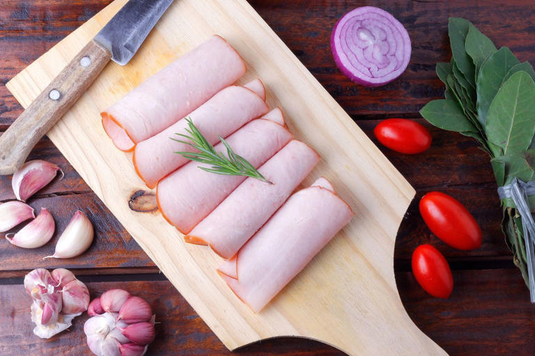 8 high-protein snacks that aren’t cottage cheese