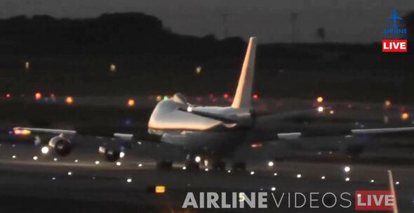 Trump's 'doomsday plane' that can withstand nuclear blast spotted ...