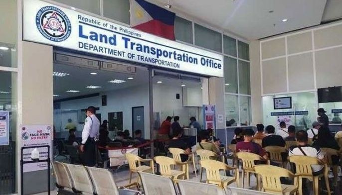 DOTr to LTO: Suspend driver’s license confiscation