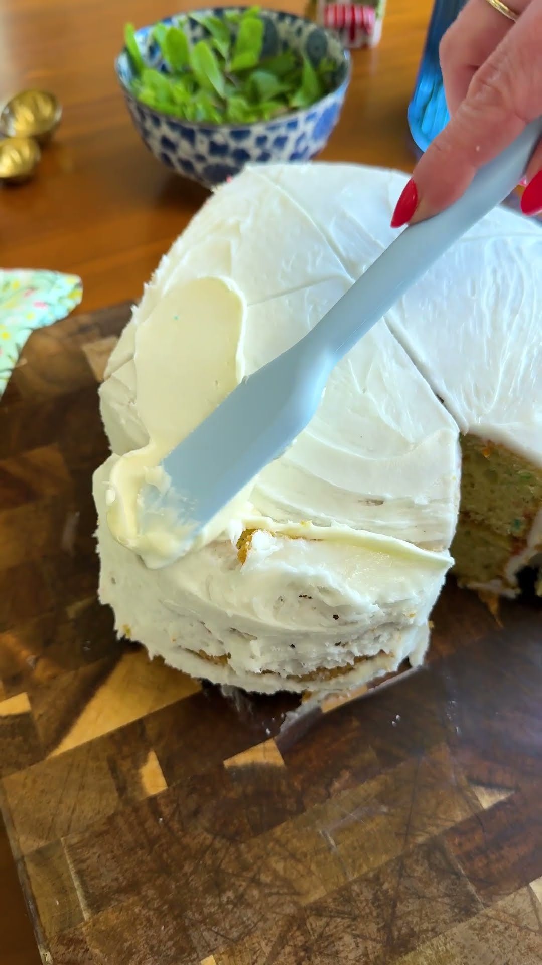 Easy heart cake! ️ #cake #cakedecorating #heart #baking