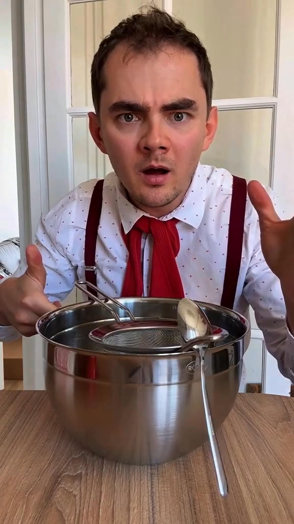 How to catch kitchen flies