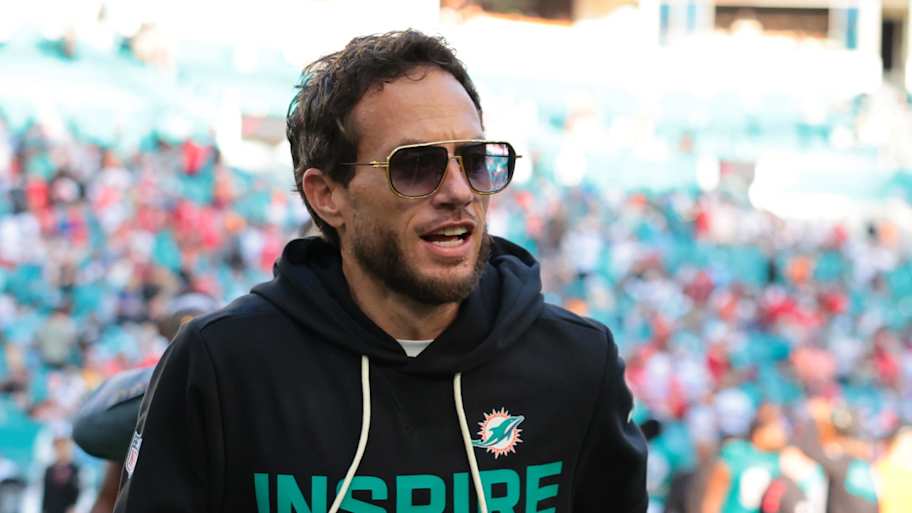 Dolphins wasted no time hiring GM Jon-Eric Sullivan after Mike McDaniel ...