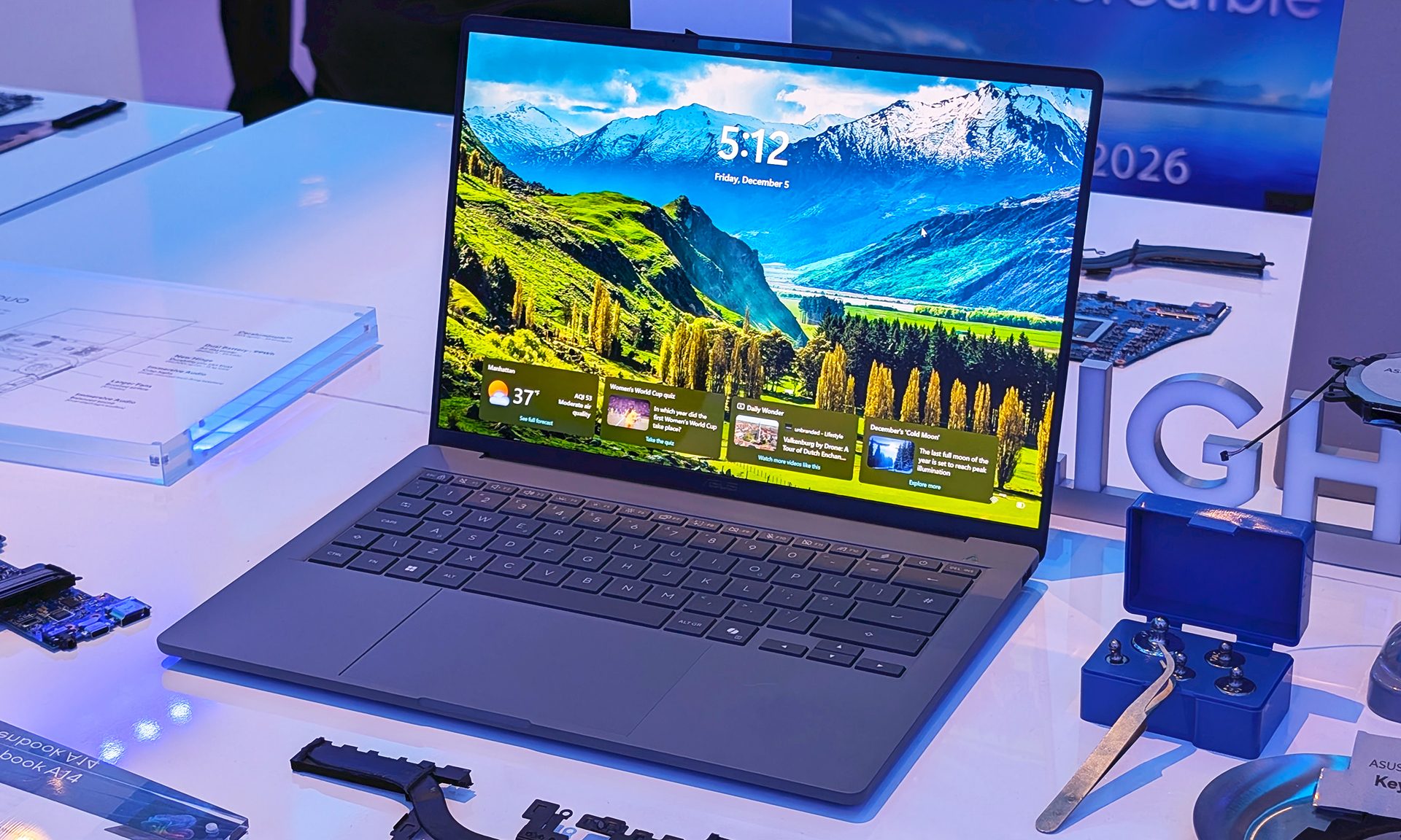 The Zenbook A14 feels more like air than a MacBook Air, but is lighter ...