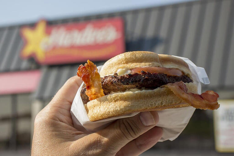 77 Hardee’s locations close across 8 states as franchise deal falls apart