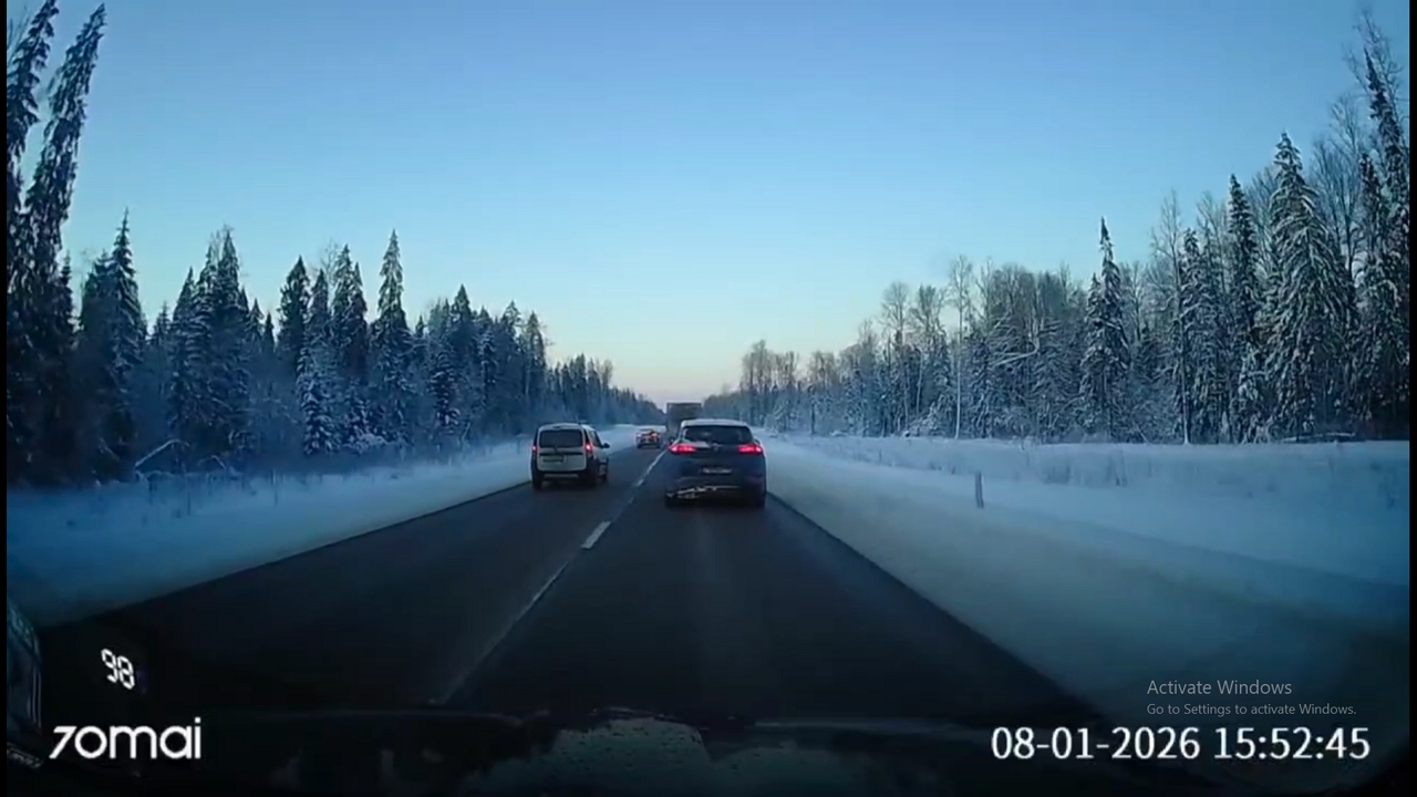 Car crashes into ditch after failed overtake on snowy road in Leningrad ...