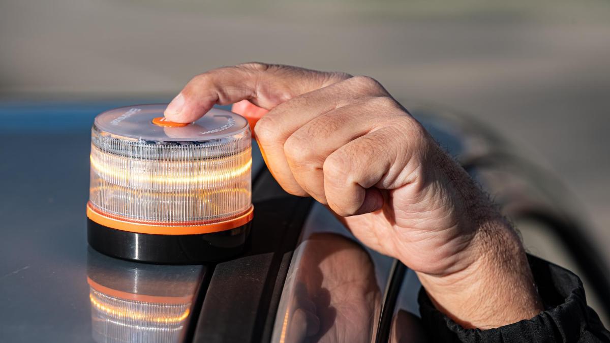 ¿Las balizas luminosas de la DGT interfieren con los marcapasos?