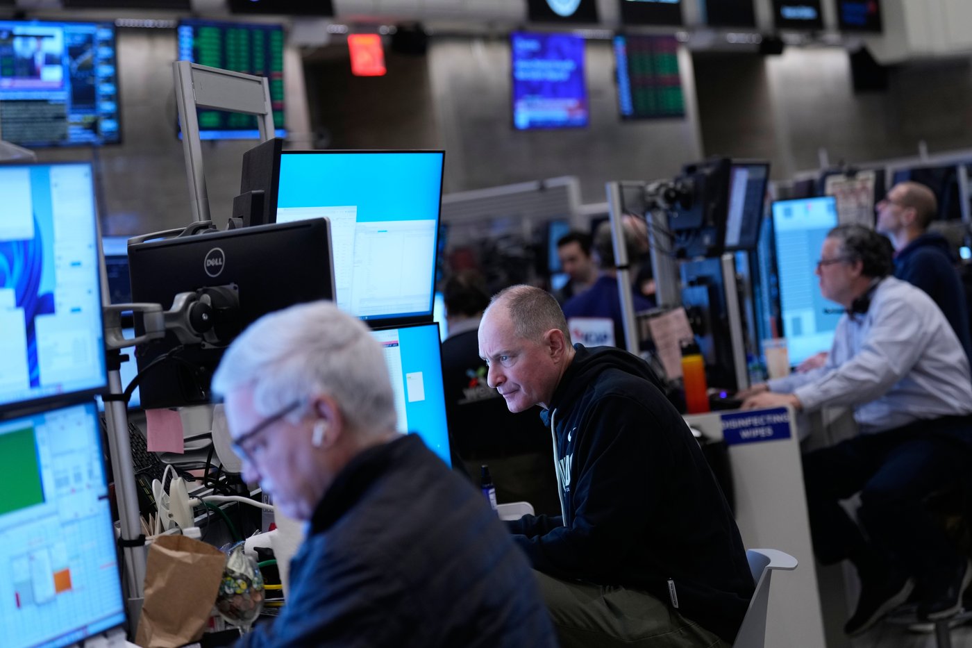 La Bourse de Toronto et les marchés américains clôturent en hausse