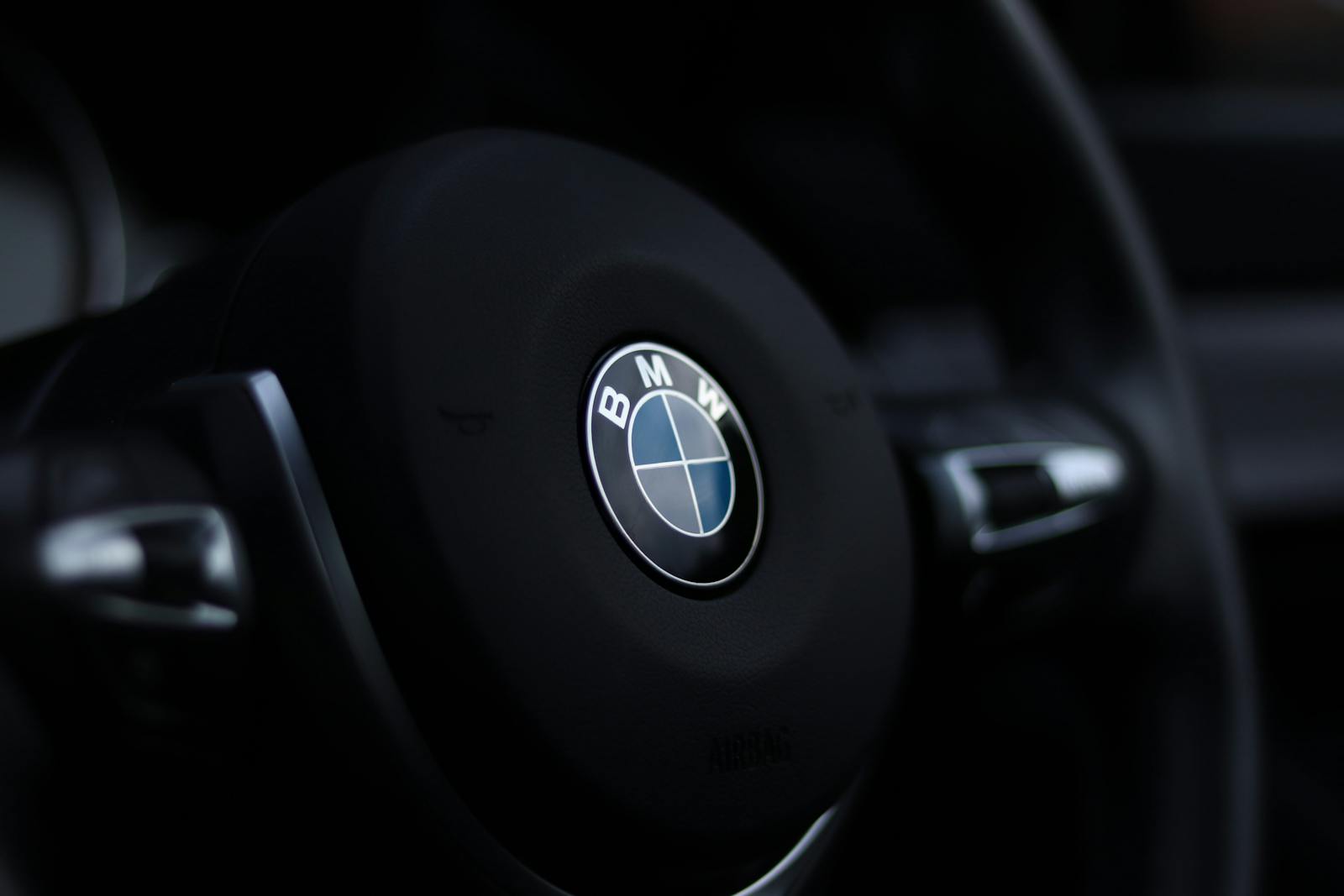 BMW issues recall for popular 2014–2015 models