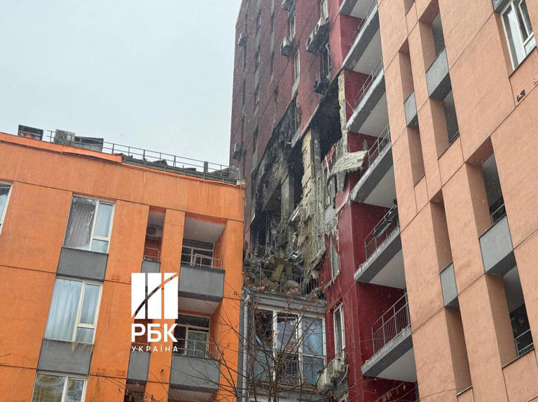 Russian massive attack on Kyiv kills civilians and destroys residential ...