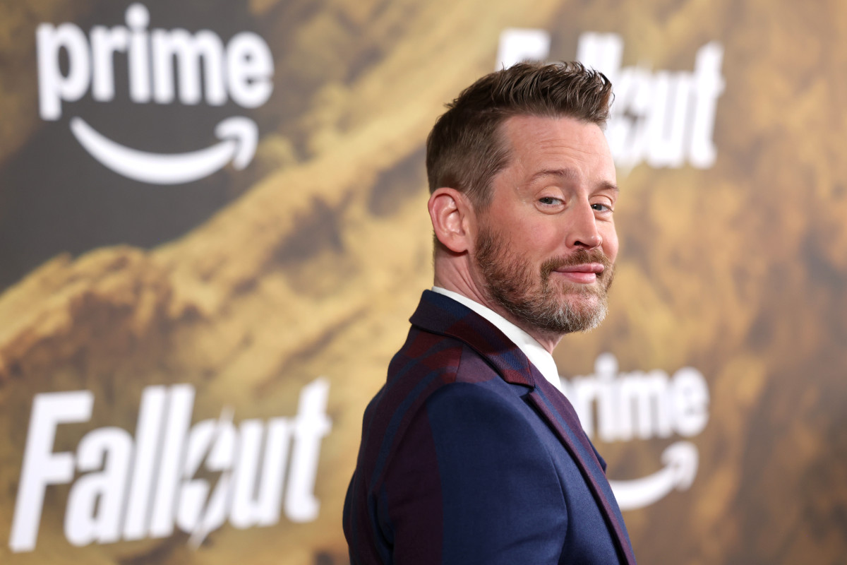 Beloved '90s child star announces exciting role for Golden Globes