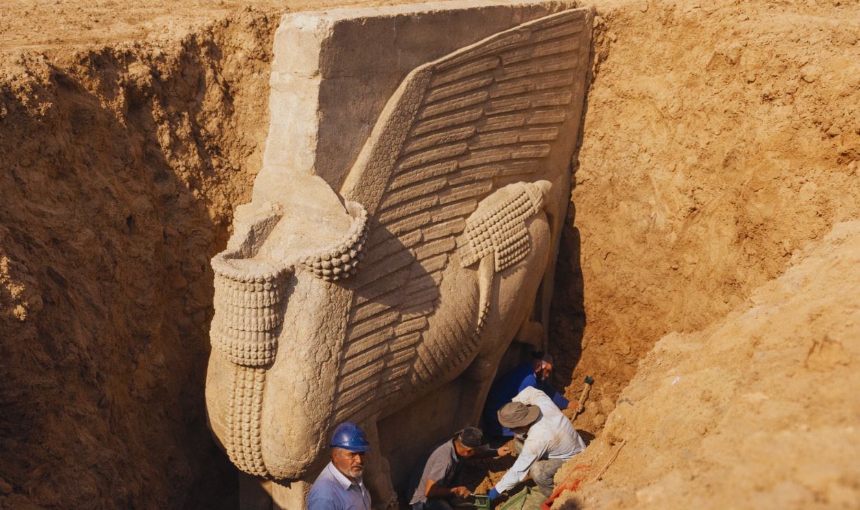 Archaeologists have just unearthed the largest ever winged bull in ...