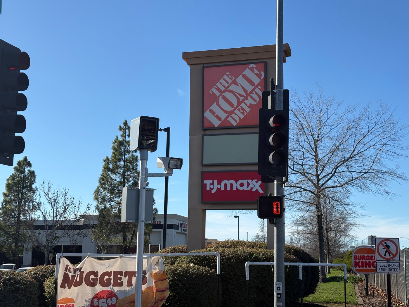 Final red light cameras in Chico enter citation phase