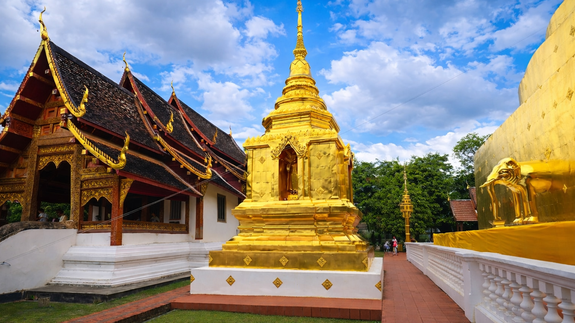Exploring a stunning golden temple in Thailand