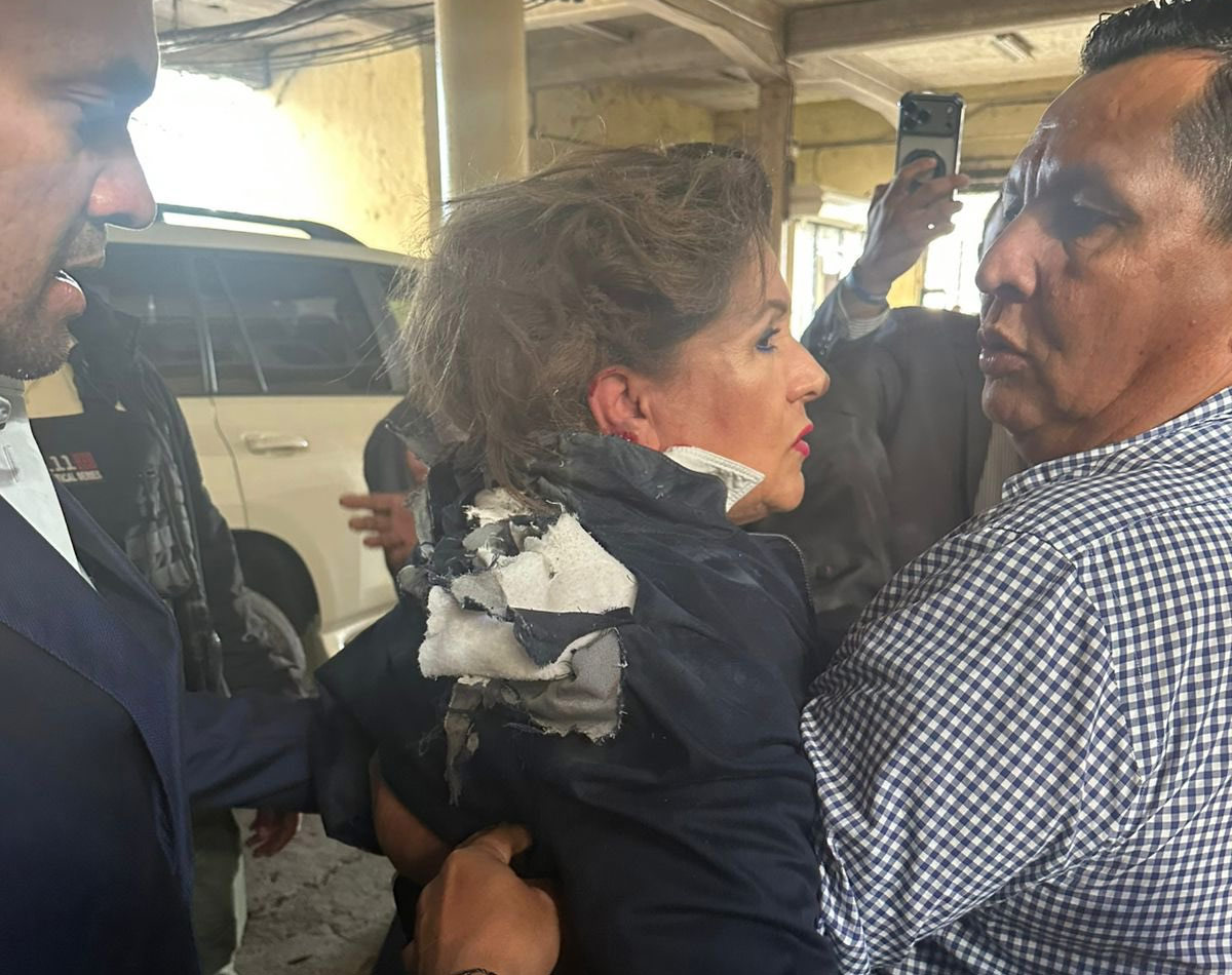 Σοκ στην Ονδούρα: Πέταξαν εκρηκτικό στο κεφάλι βουλευτή την ώρα που ...