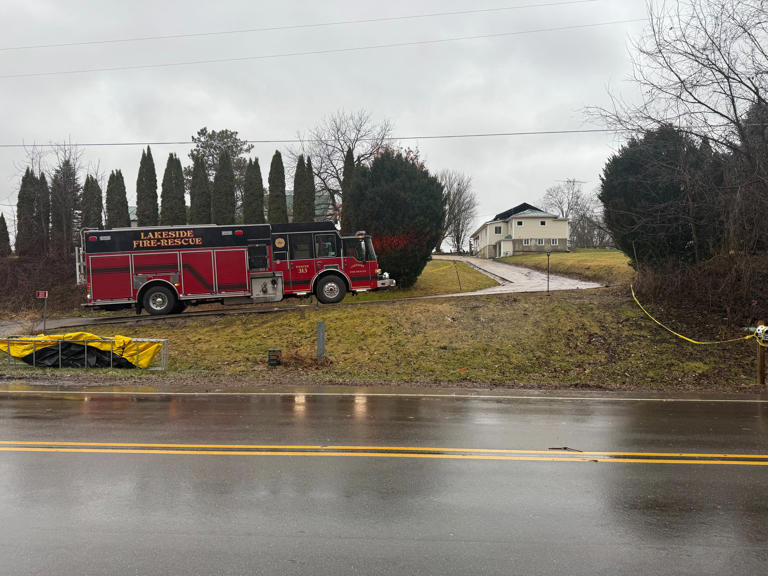 Firefighters fight Rock Co. house fire