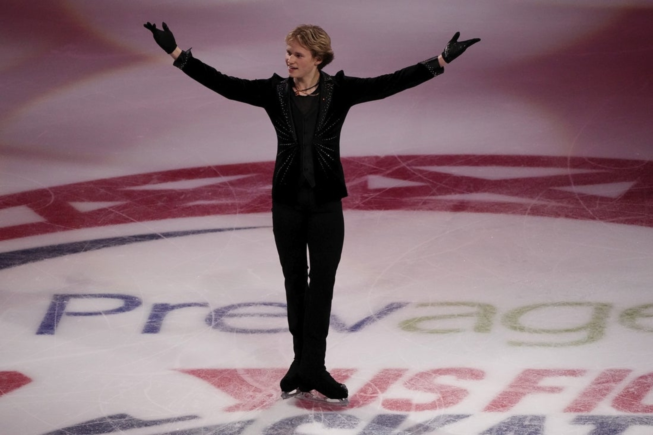 Ilia Malinin takes huge lead at US Figure Skating Championships