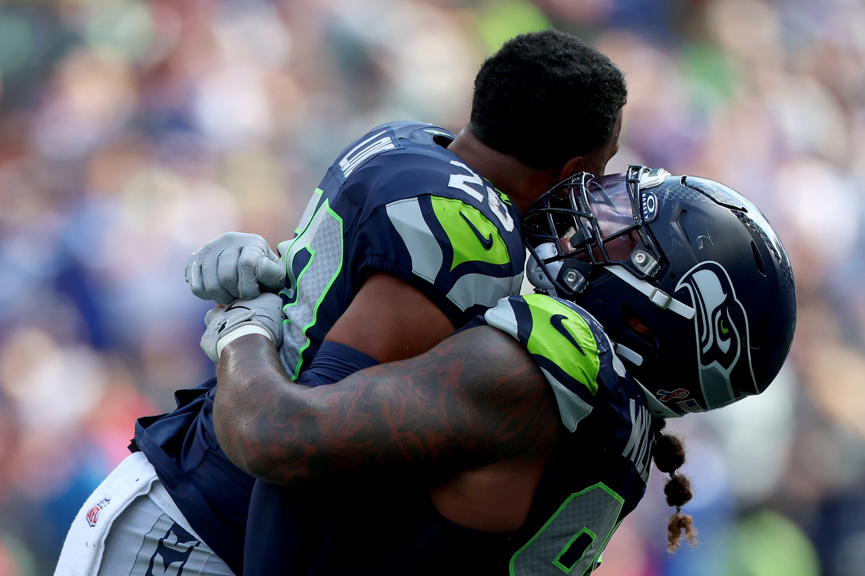 Pre-snap reads 1/9: Julian Love, Leonard Williams happy to be Seahawks
