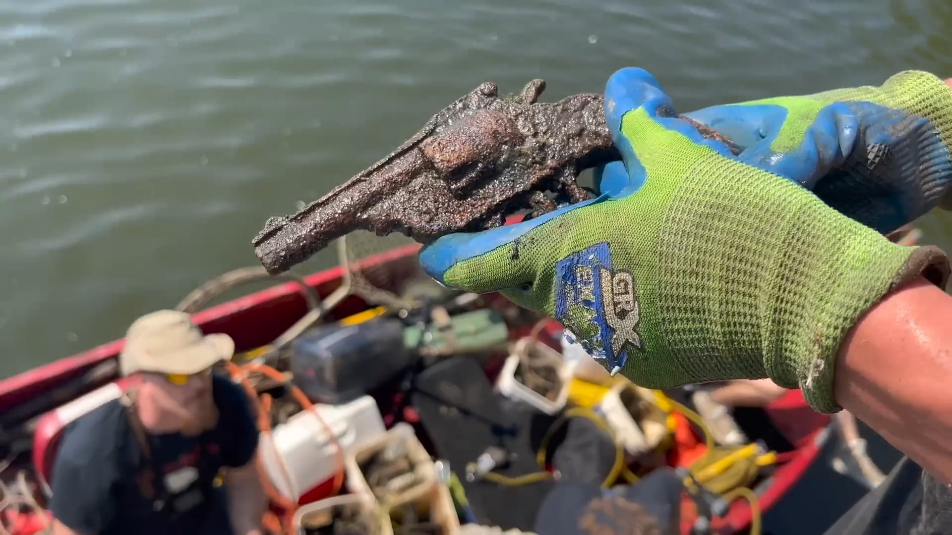 What the diver found here was not normal