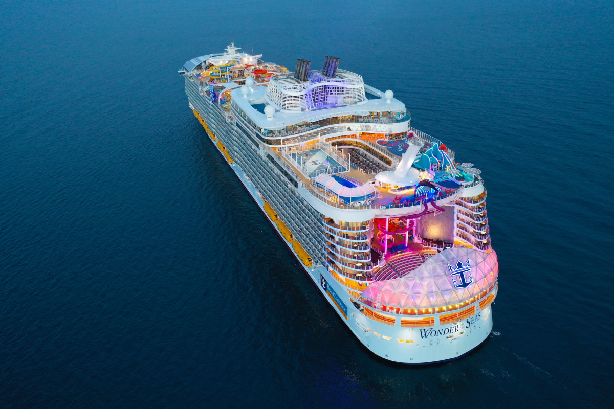 JetBlue is offering 100% off flights on cruise packages in a rare ...