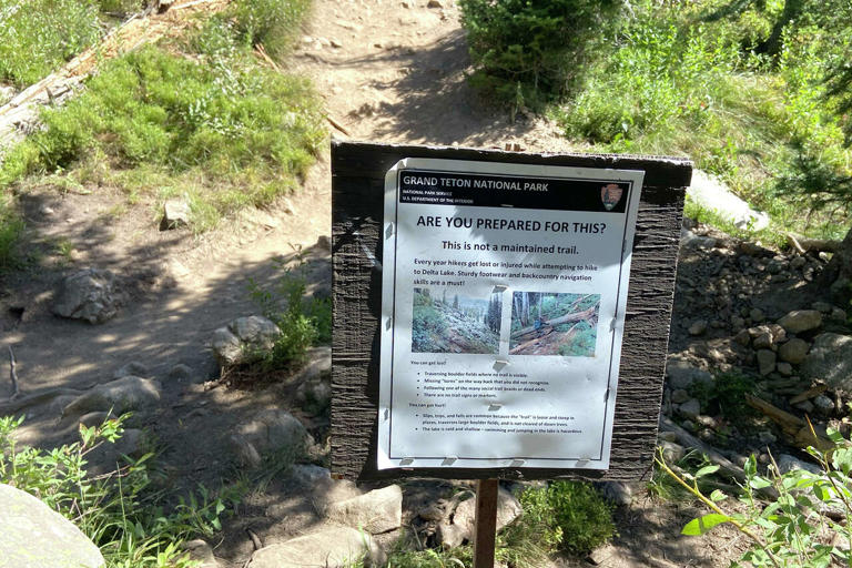 How a secret national park lake became an overrun selfie spot