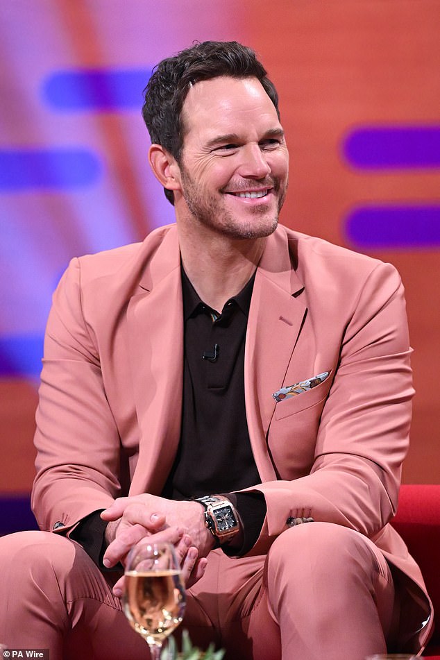 Chris Pratt reveals the strange gift father-in-law Arnold ...