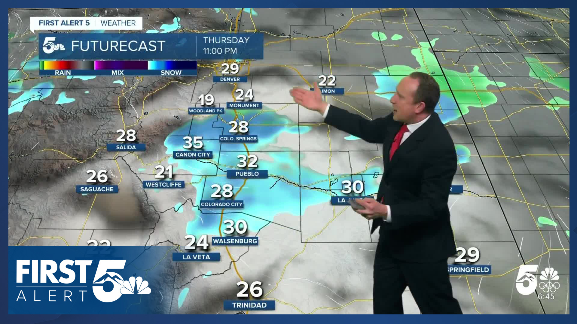 Record breaking snowfall hits southern Colorado