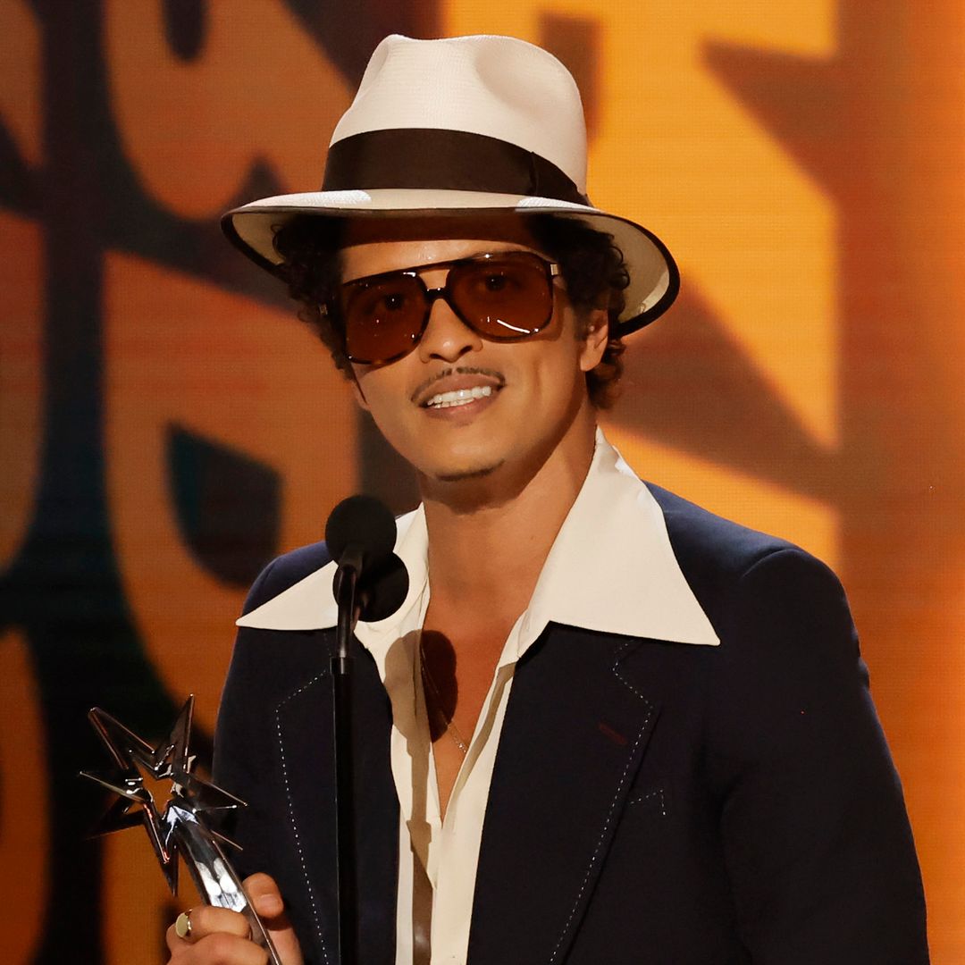 Bruno Mars' unbelievable performance at 4 years old proves he was ...
