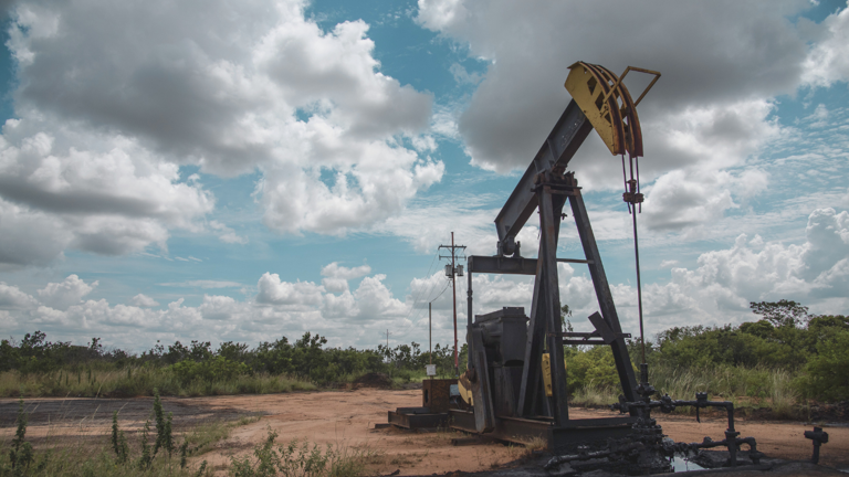 Trump's Venezuela oil deal nets first $500M sale under new agreement