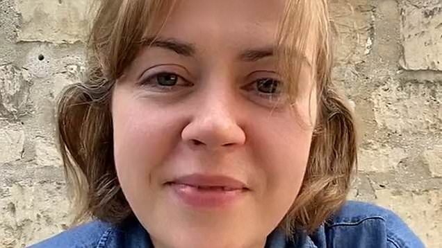 Full-time traveller reveals she spends just £22 a month on bills by ...