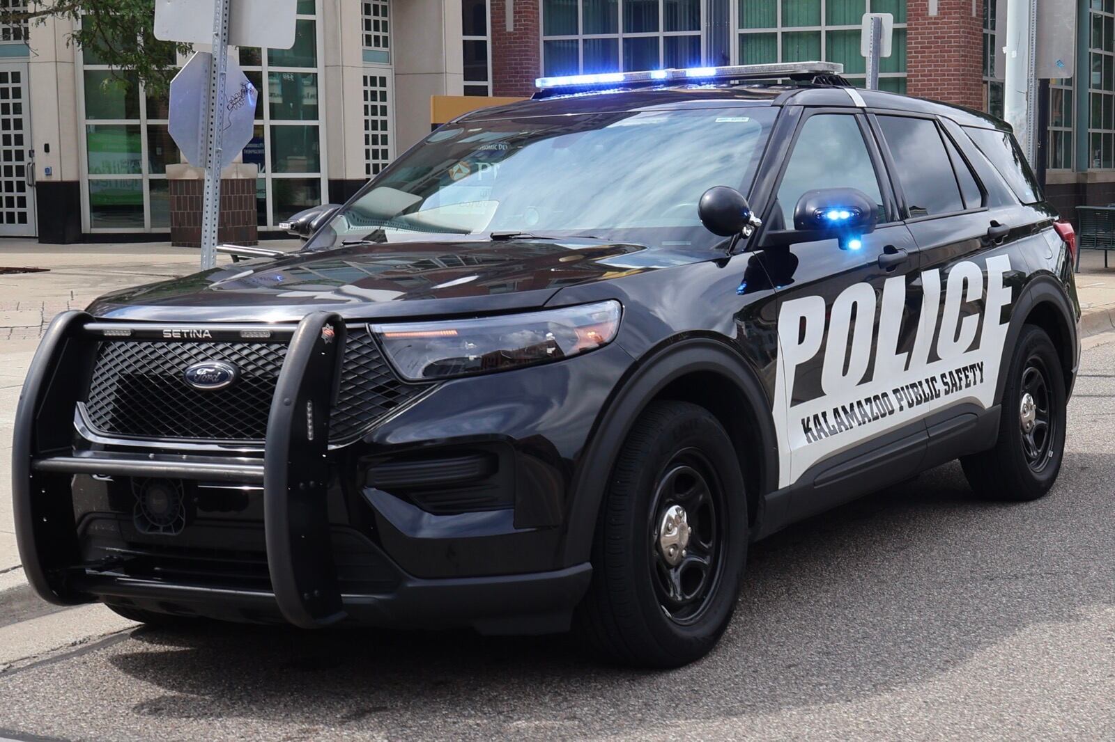 1 arrested during protest against ICE held in Kalamazoo