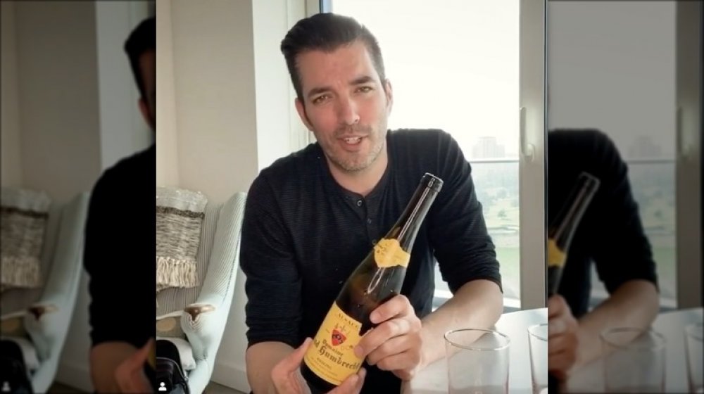 How to open a bottle of wine without a corkscrew, according to Jonathan ...