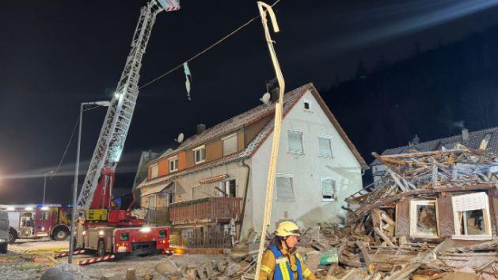 Esplosione in Germania, famiglia siciliana muore nel crollo della casa ...
