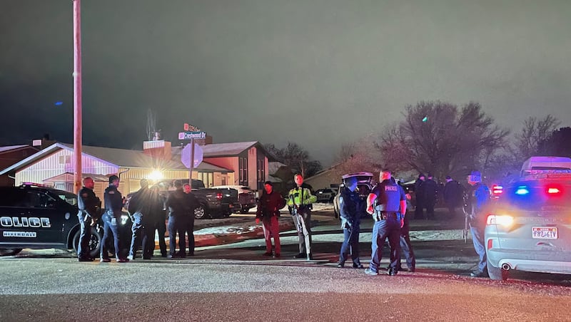 2 shot in South Ogden; responding officers come under fire