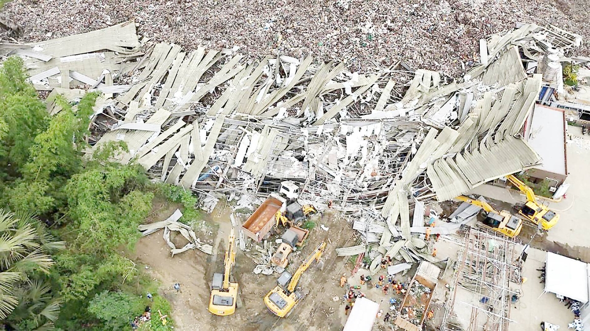1 dead, 38 missing in Cebu garbage avalanche