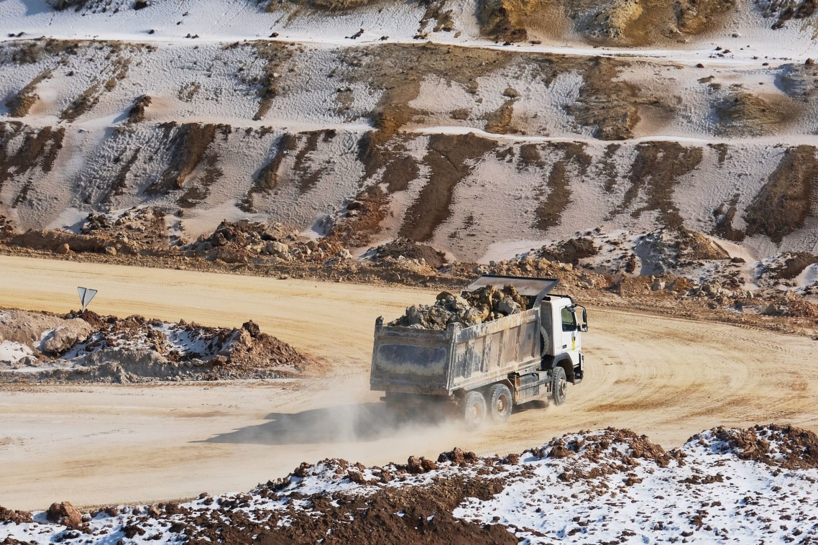 Key Ukrainian lithium project awarded to investment group tied to Trump ...