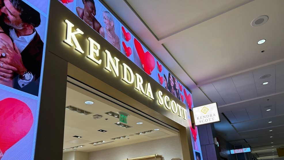Kendra Scott opens first airport retail store at Austin airport
