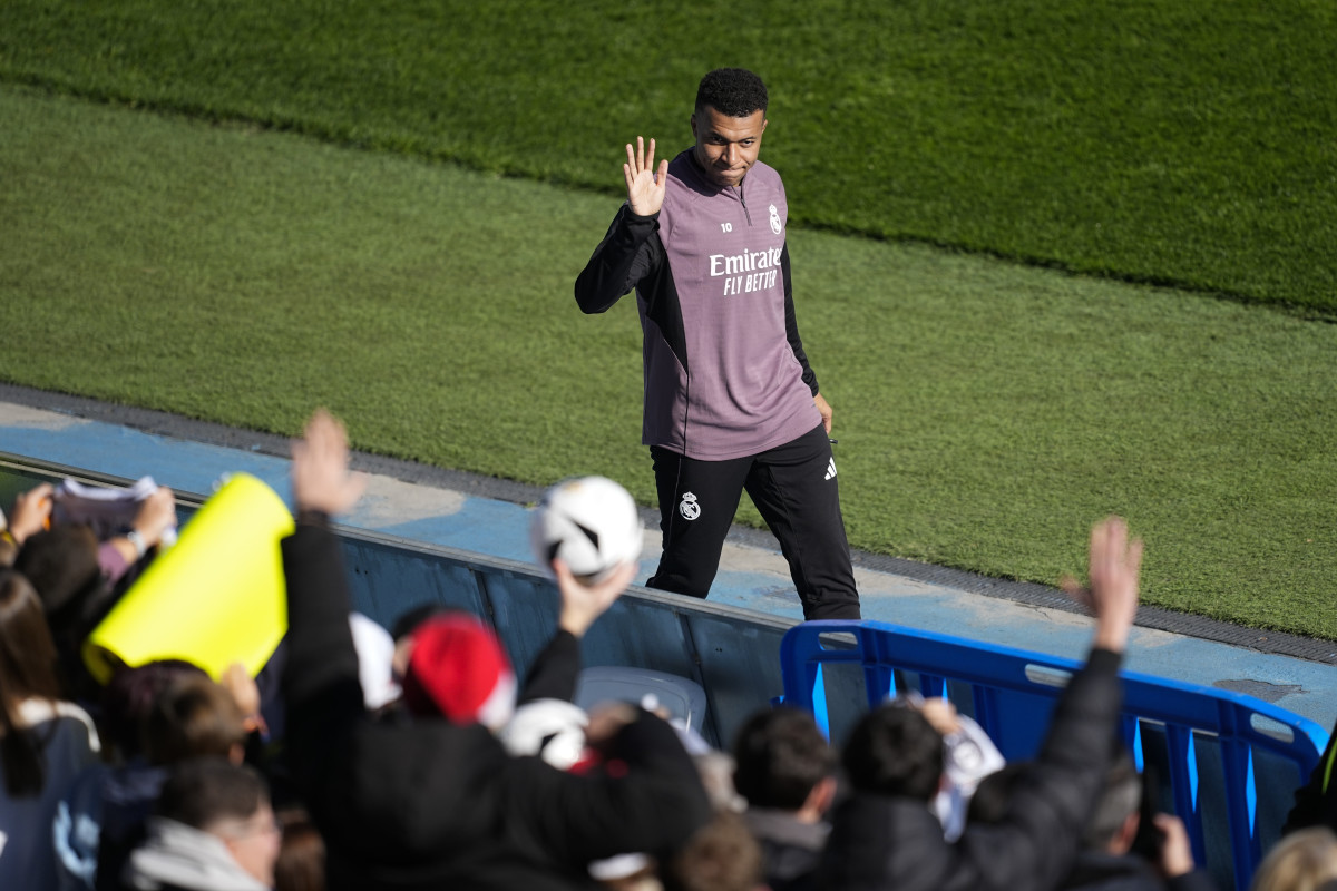 Kylian Mbappe Announce Injury Update Before Barcelona Game