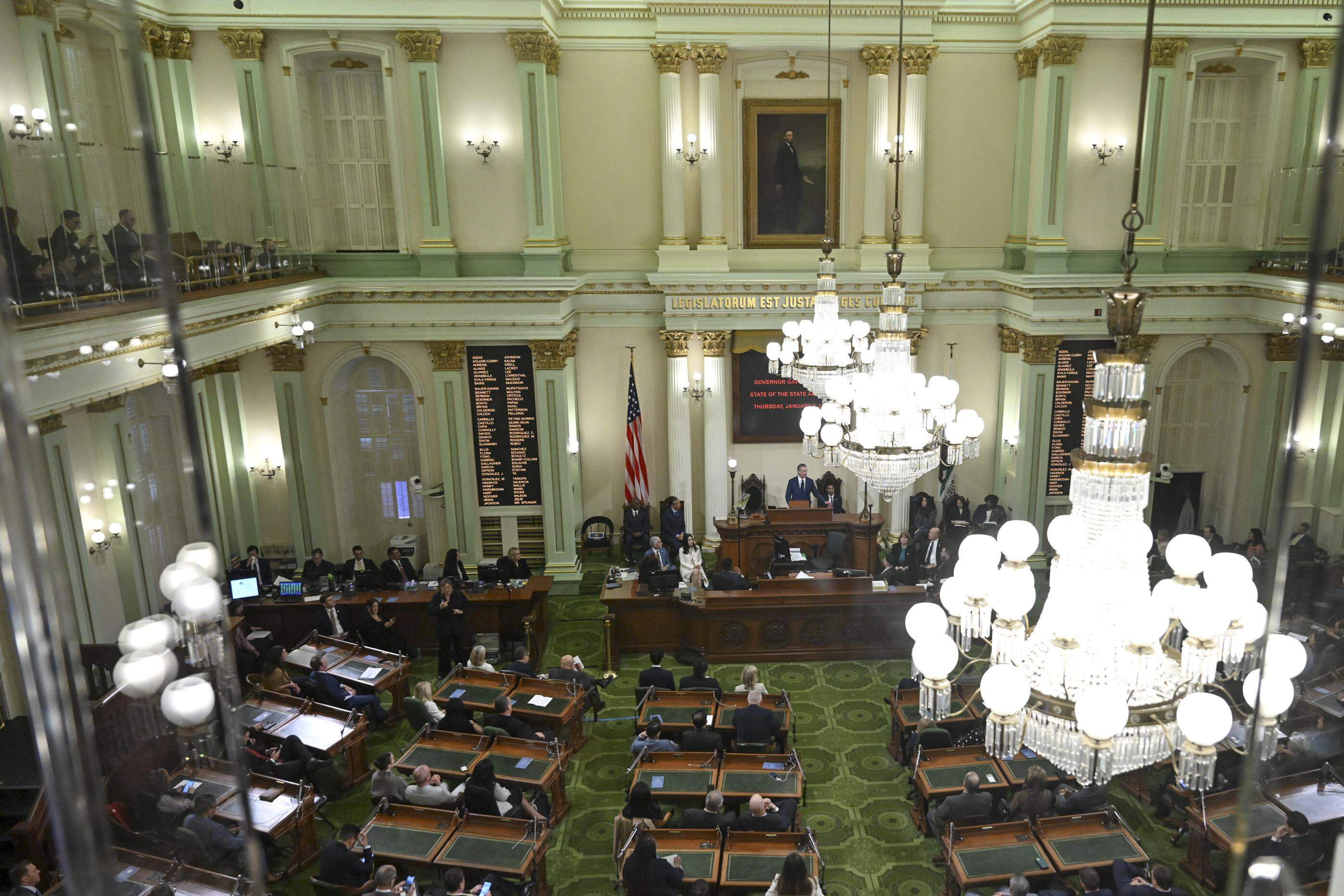 With Newsom's rosy budget proposal, lawmakers weigh two starkly ...