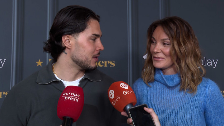 La gran complicidad de Mar Flores y Carlo Costanzia en la rueda de ...