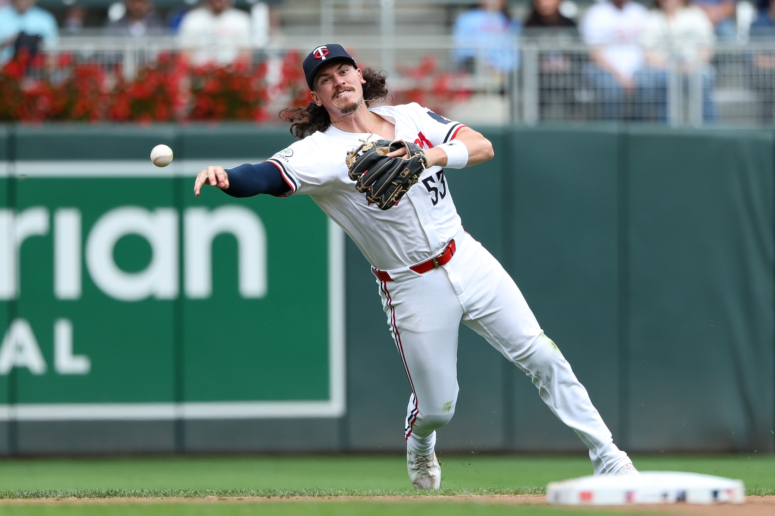 Dodgers claim Ryan Fitzgerald