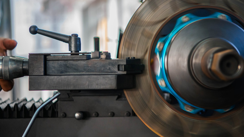 Brake pad materials breakdown: Differences, benefits, and the best choices